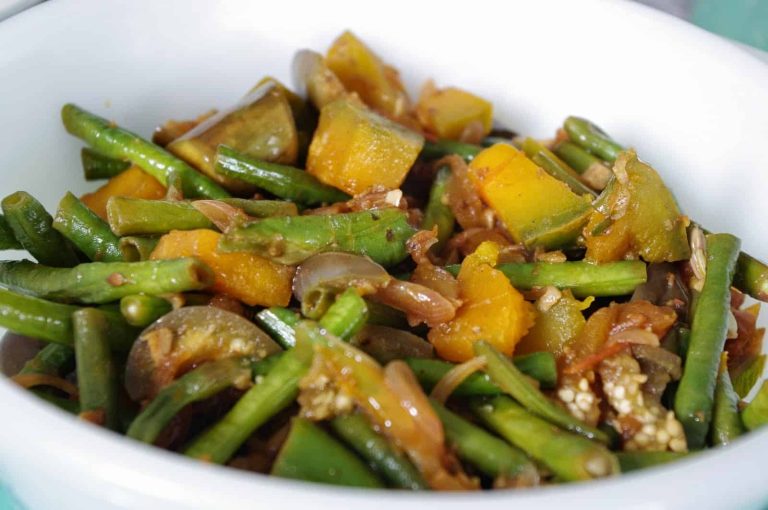 How To Cook The Best Pinakbet | Eat Like Pinoy