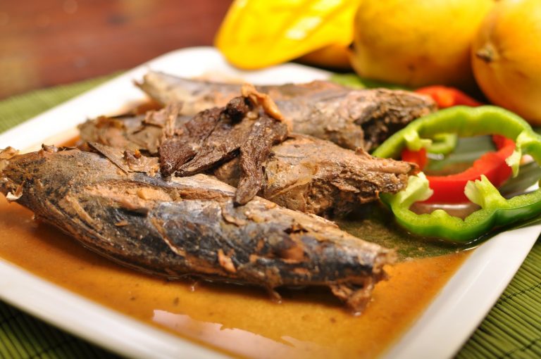 How To Cook The Best Sinaing Na Tulingan | Eat Like Pinoy