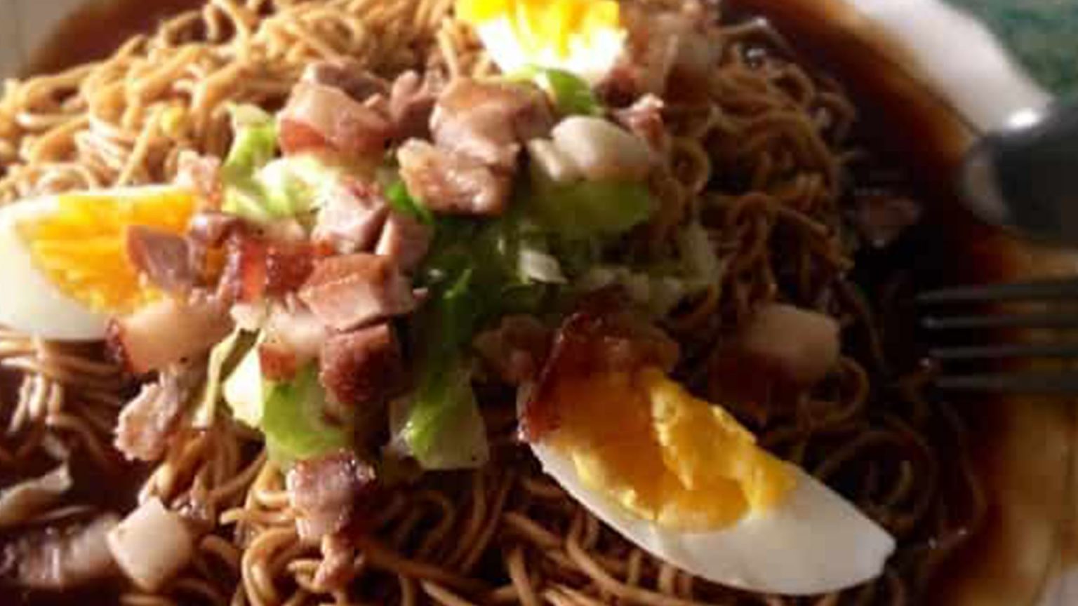 A Top Recipe: How To Cook The Best Pancit Lomi | Eat Like Pinoy
