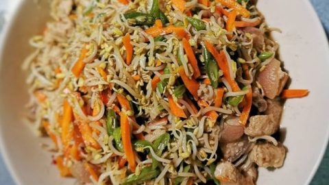 How to Cook the Best Ginisang Togue Recipe (Mung Bean Sprouts) | Eat ...